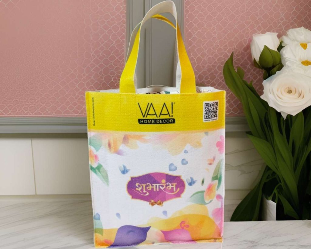 Vaa Home Decor: Buy Online Bedsheet | Dohar | Comforter